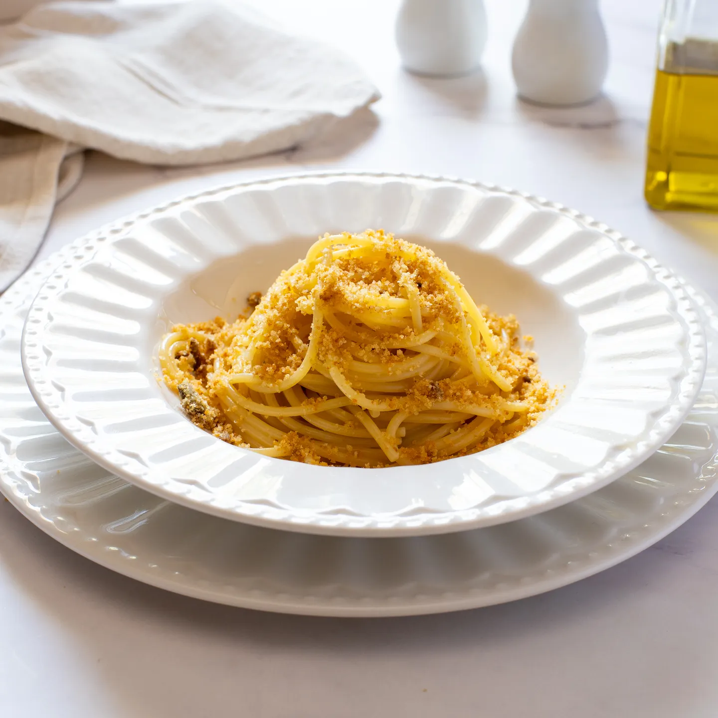 Pasta with toasted breadcrumbs and anchovies