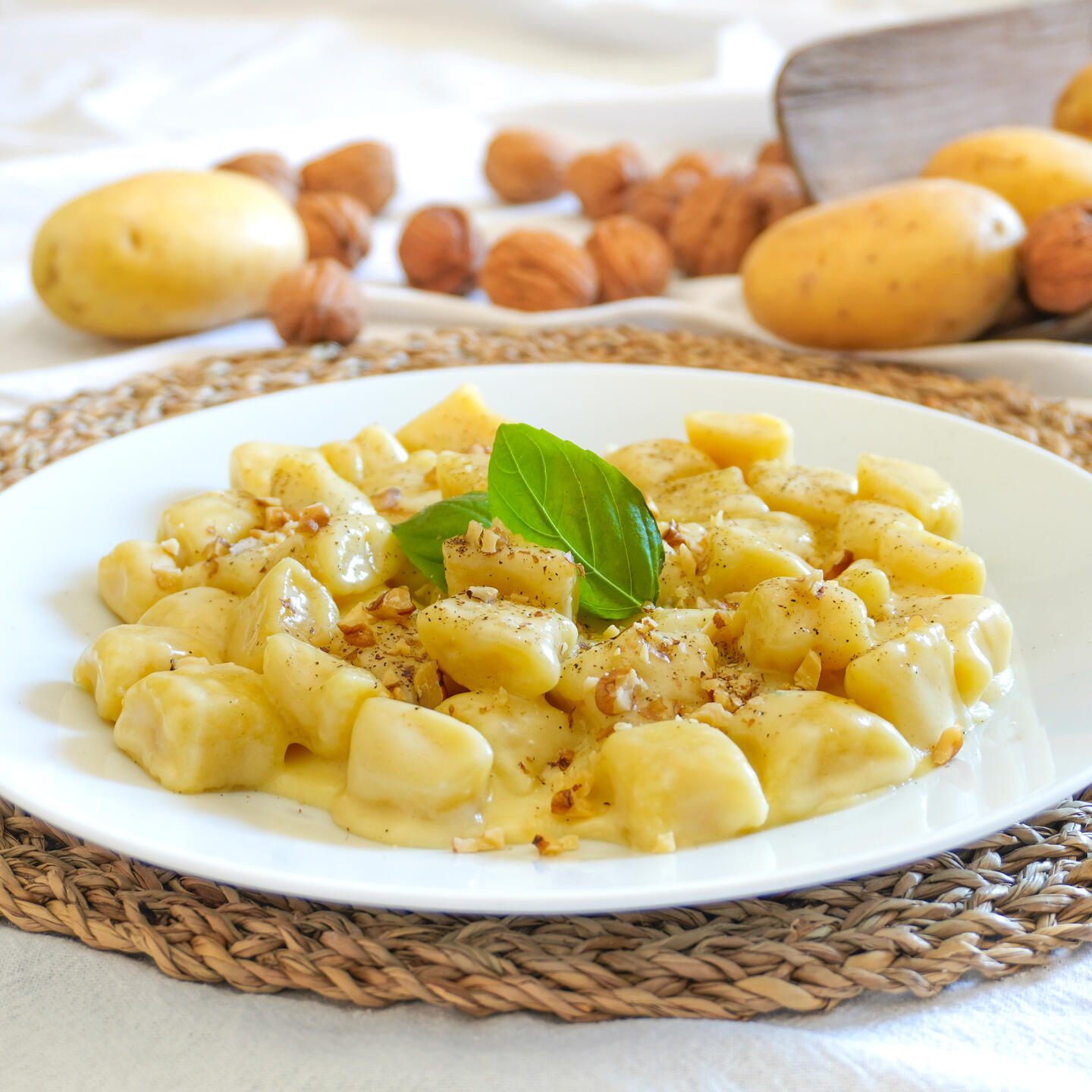 Ricetta Gnocchi di patate con gorgonzola e noci